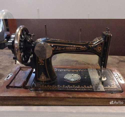 Швейная машинка Naumann юбилейная