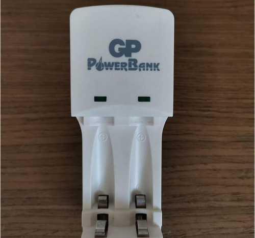 Зарядное устройство GP PowerBank для аккумуляторны