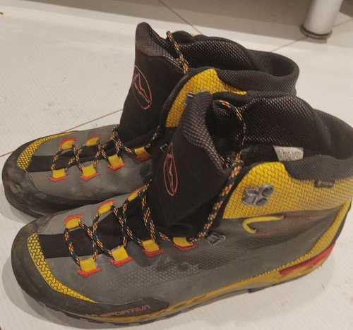 La sportiva Trango треккинговые ботинки
