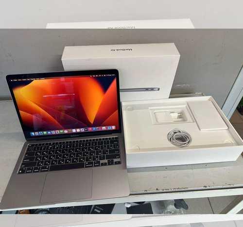 Apple MacBook Air 13 (2020, M1) 256 гб