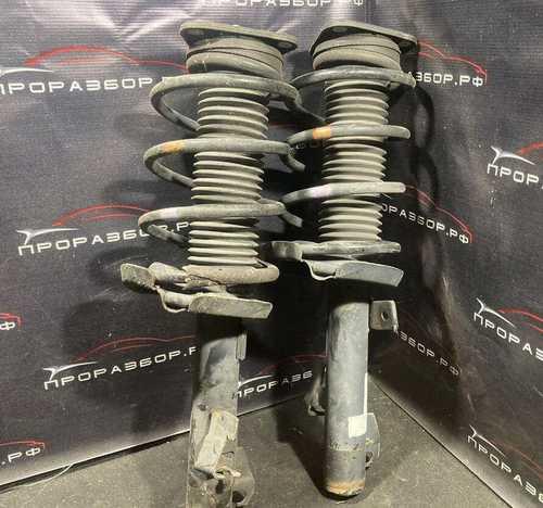 Передние амортизаторы Mazda 3 bk bl