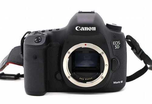 Зеркальный фотоаппарат Canon 5d Mark III