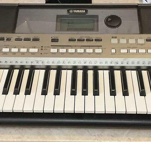 Синтезатор yamaha psr e443