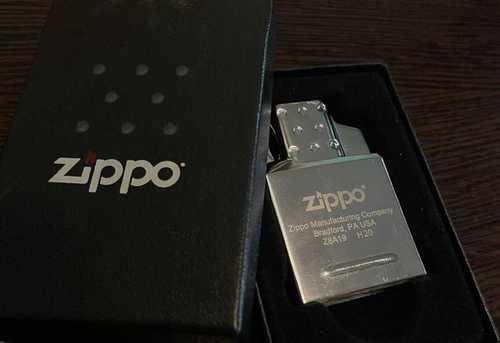 Оригинальная газовая зажигалка Zippo