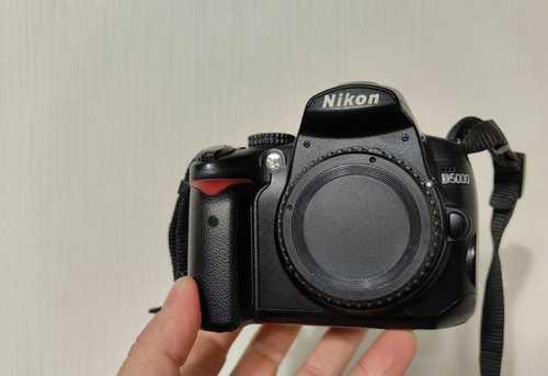 Nikon D5000 Body 21500 кадров