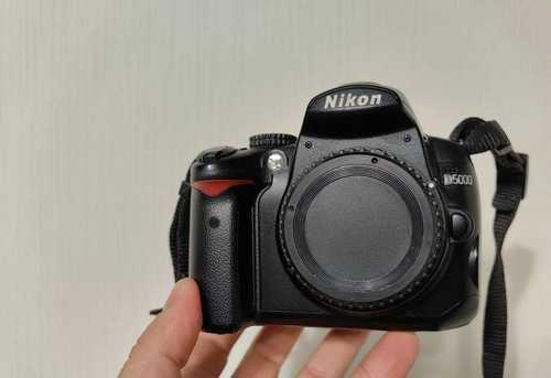 Nikon D5000 Body 21500 кадров