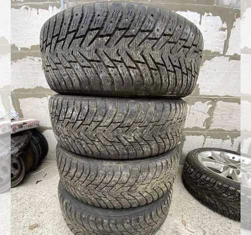 Nokian Tyres Hakka Black 2 235/65 R17 23W