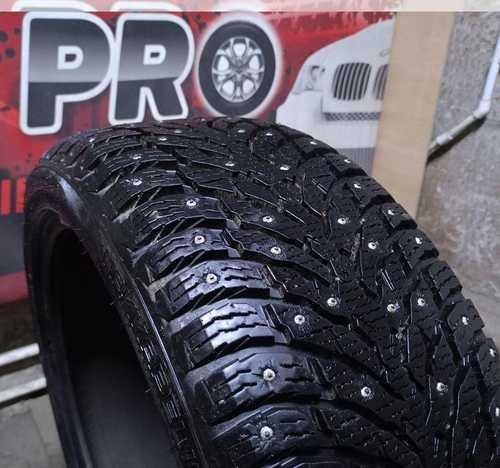 Nokian Tyres Hakkapeliitta 9 245/40 R20