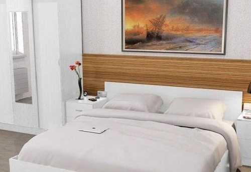 Кровать белая 2-спальная с матрасом