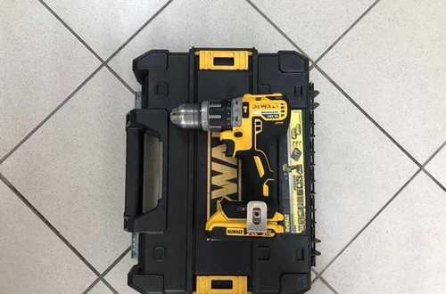 Шуруповерт dewalt