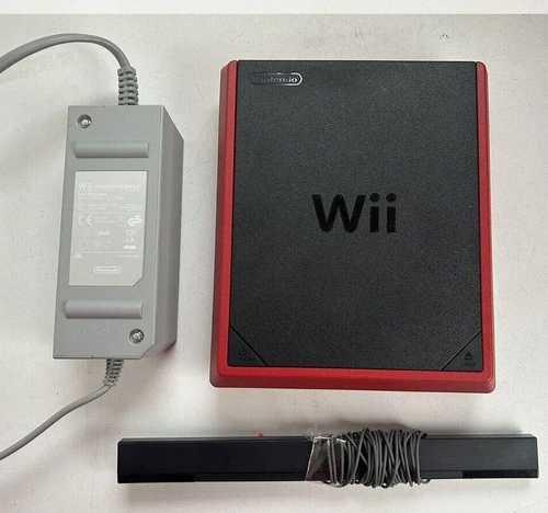 Nintendo wii mini с джойстиком в идеале