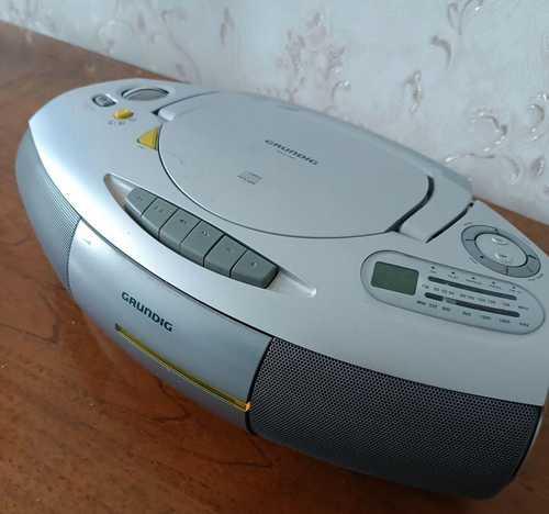 Портативная стереосистема Grundig rrcd 1300