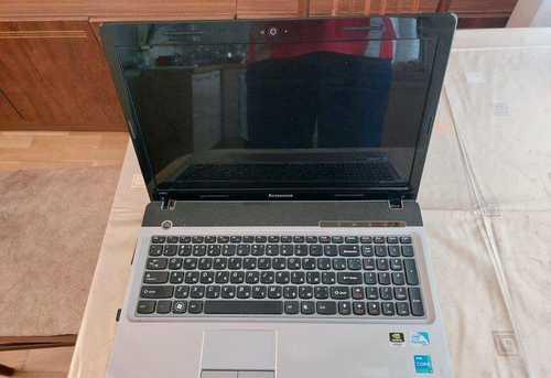 15.6" Lenovo IdeaPad Z560, 500 ГБ, Core i3-370M, RAM 3 ГБ, GeForce 310M 1 ГБ