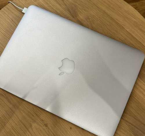 Macbook air 13-inc 2017