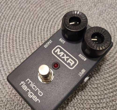 Гитарная педаль MXR micro flanger