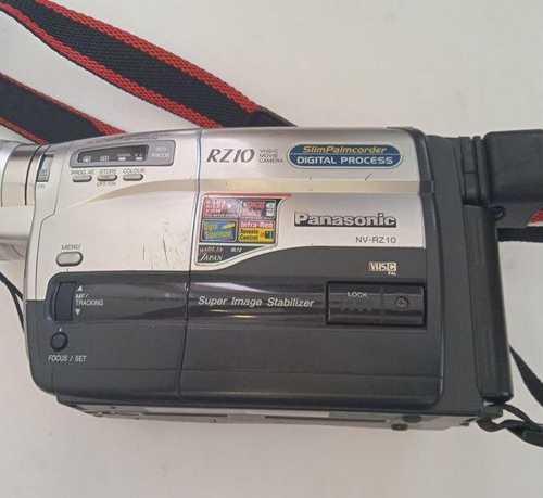 Видеокамера Panasonic NV-RZ10 VHS-C