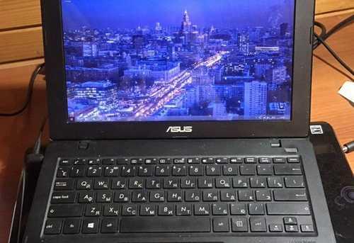 Нетбук asus F200M в отличном состоянии