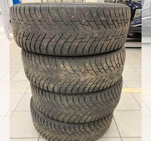 Nokian Tyres Hakkapeliitta 8 SUV 215/65 R17 103T