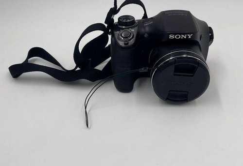 Зеркальный фотоаппарат Sony DSC h300