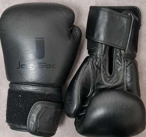 Боксерские перчатки 16 oz кожа