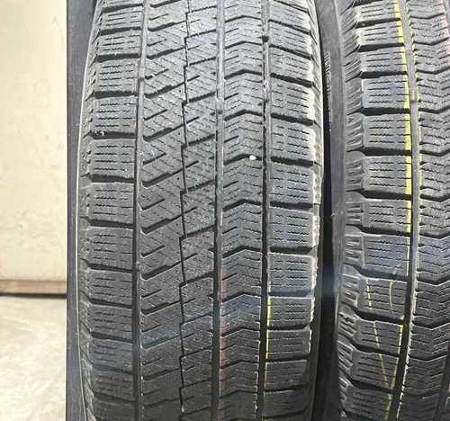 Bridgestone Blizzak VRX2 195/65 R15 90R