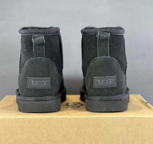 Угги UGG Classic Mini II Black