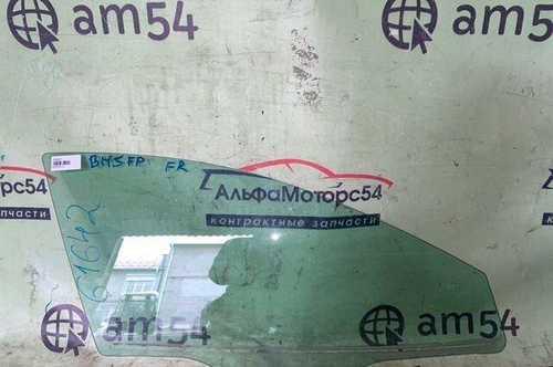 Стекло двери переднее правое Mazda Axela bm5fp