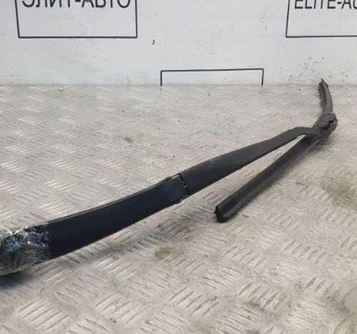 Поводок дворника левый Hyundai Sonata 8 2.0 2021