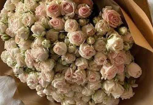 Кустовые розы. Большой букет из кустовых роз