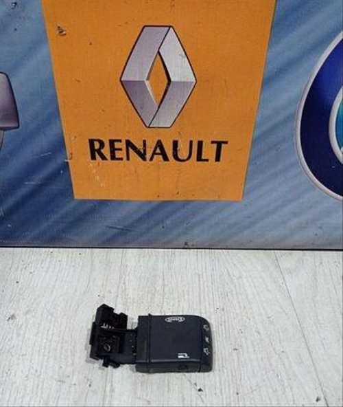 Джойстик управления магнитолой Renault megane 2