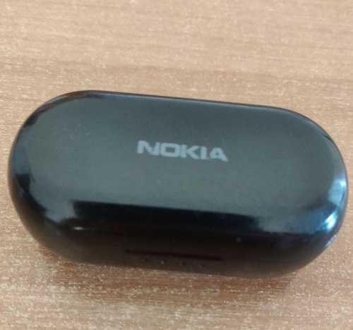 Беспроводные наушники Nokia