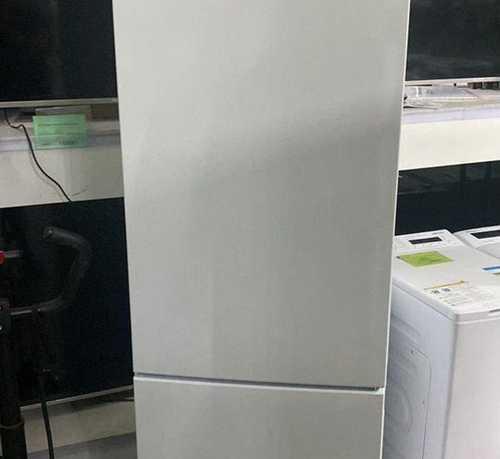 Холодильник с морозильником dexp B430AMA белый