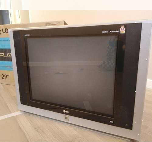 Телевизор LG 29"