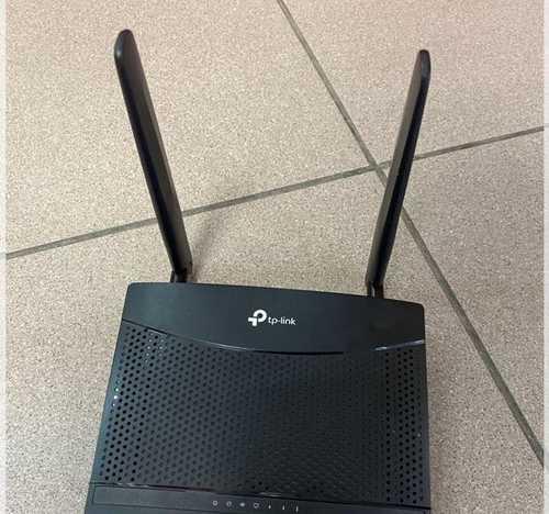 Роутер TP-Link TL-MR100C 4G