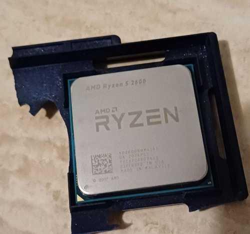 Продам процессор AMD Ryzen 5 2600