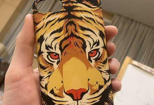 Чехол на iPhone 7 тигр