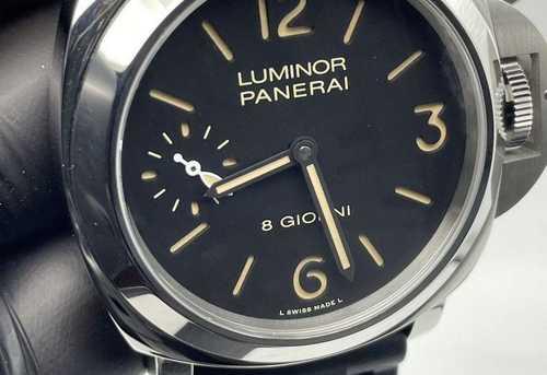 Часы Officine Panerai Luminor 8 giorni PAM915 44mm