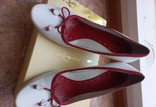 Туфли натуральная кожа белые с красным 37 размер