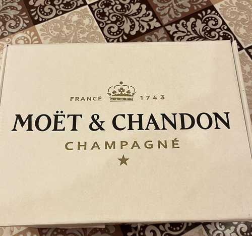 Бокалы Moet & Chandon