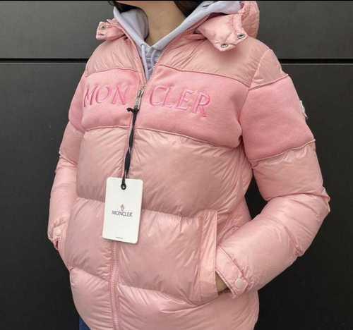 Пуховик moncler женский