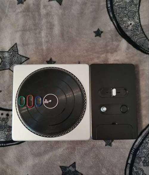 DJ hero Wireless Turntable Controller for Xbox 360