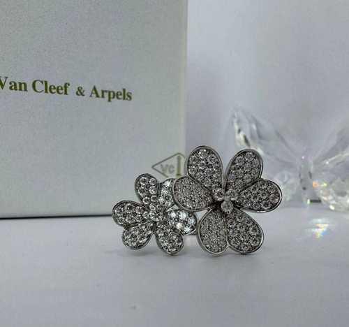 Кольцо Van Cleef золото 18 К