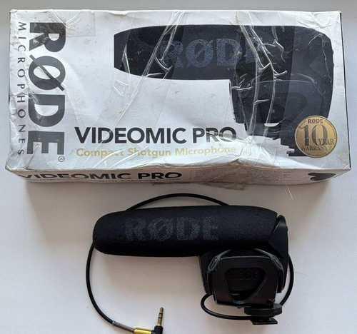 Накамерный микрофон Rode Videomic Pro