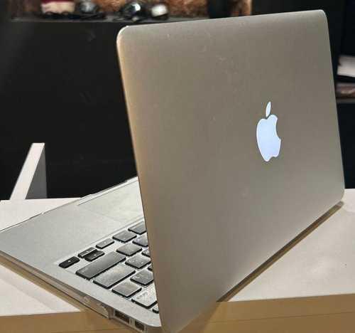 Apple Macbook Air на Intel Core i5