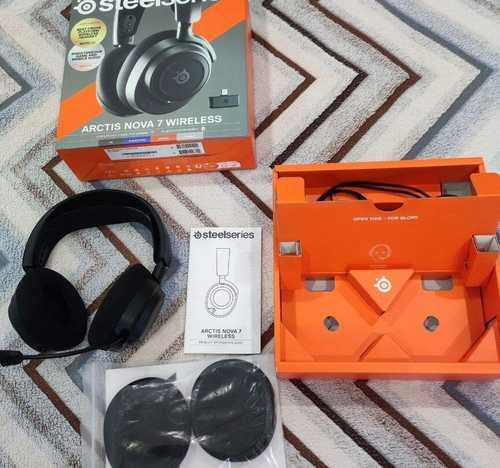 Беспроводные наушники SteelSeries Arctic Nova 7