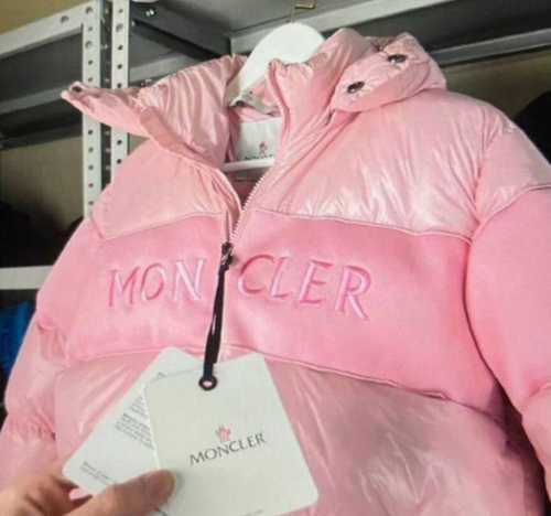 Пуховик moncler женский