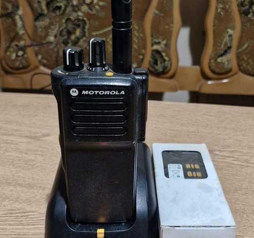 Рация Motorola dp 4400e UHF