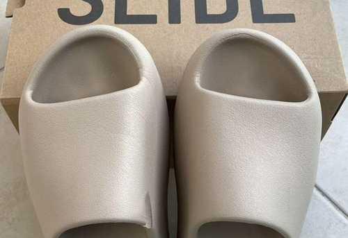 Шлепанцы сланцы adidas Yeezy slide (оригинал)