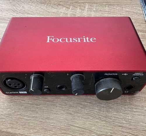 Звуковая карта focusrite scarlett solo 3rd gen