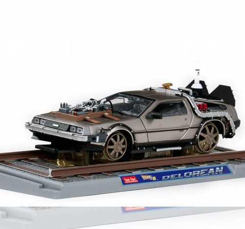 DeLorean DMC-12 Back to the Future (Part 3) 1/18